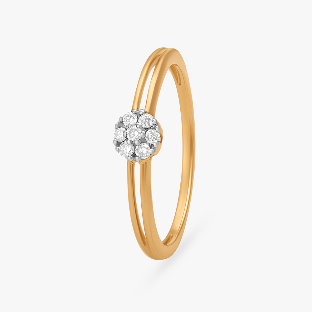 Classy Shimmer Diamond Ring