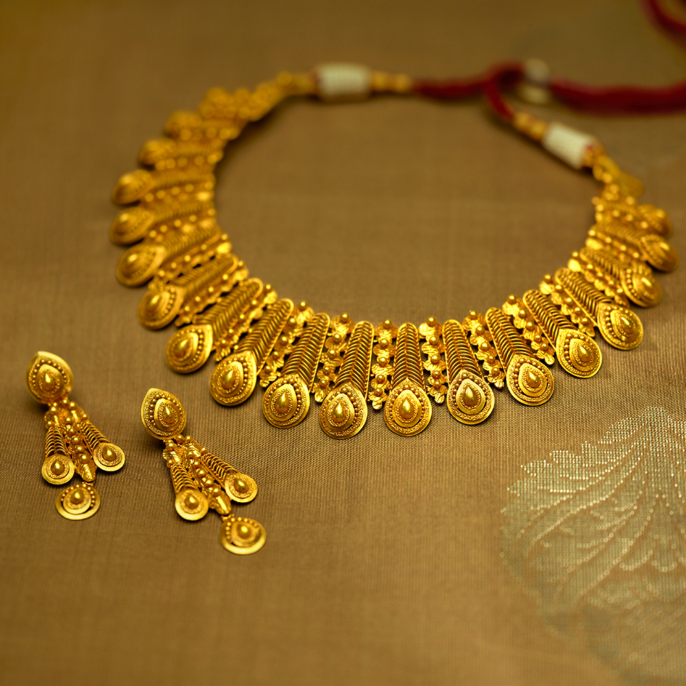 Royal Gold Necklace Set