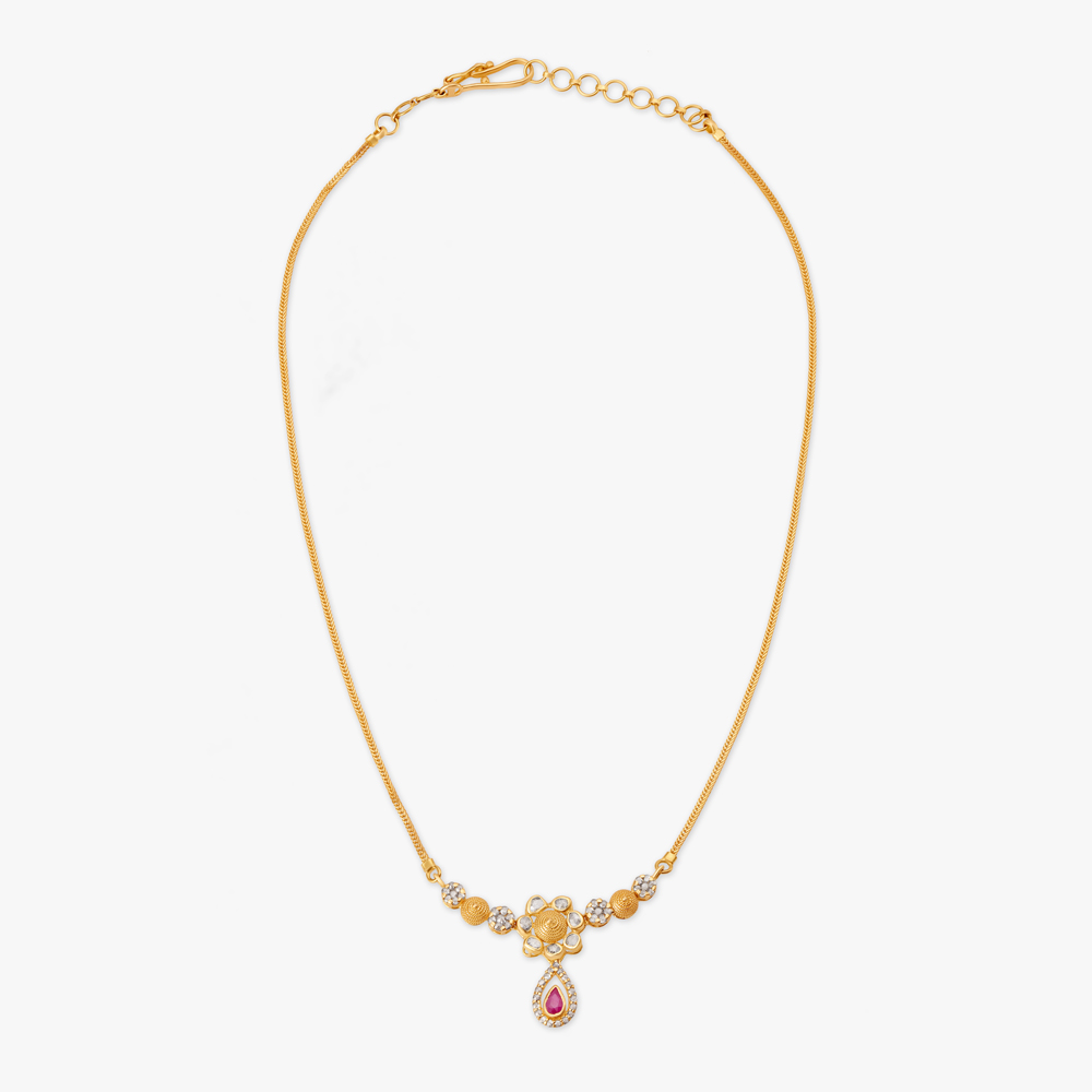 Traditional Splendor Necklace Set