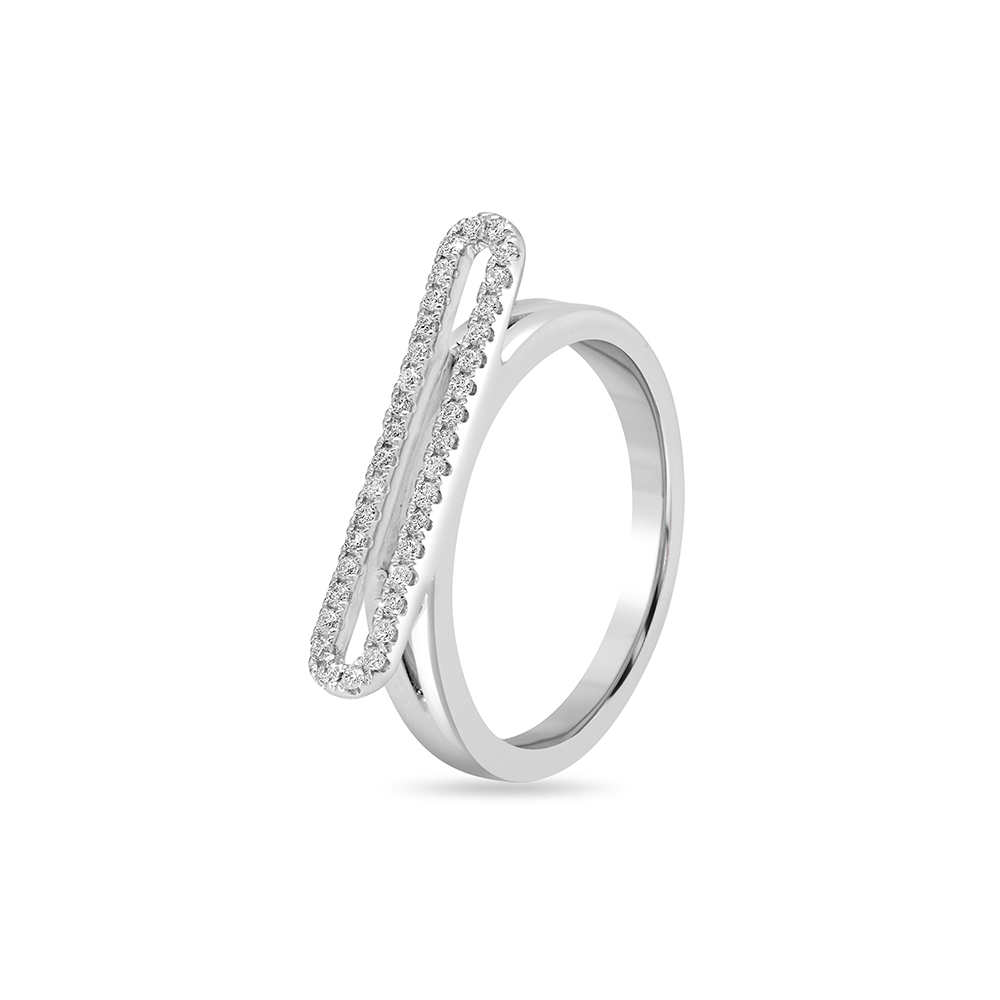 18KT Alluring White Gold Diamond Ring