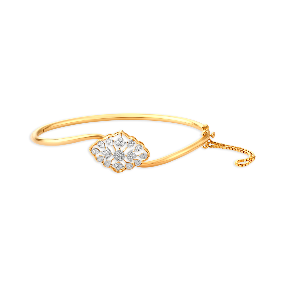 Charming Gold Bangle