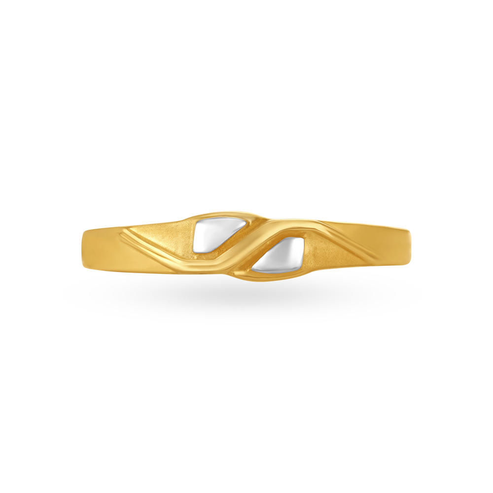 Glamorous Dainty Gold Ring