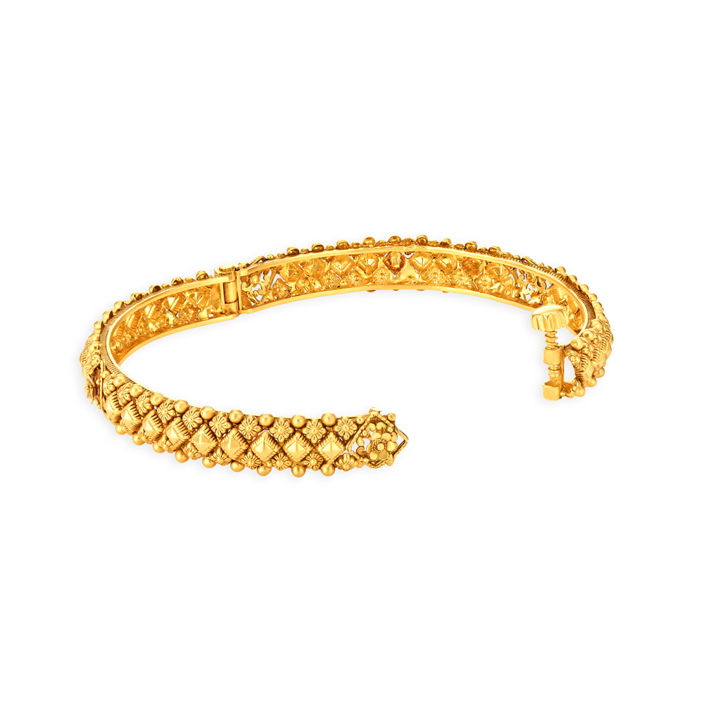 Aari Pattern Gold Bangles