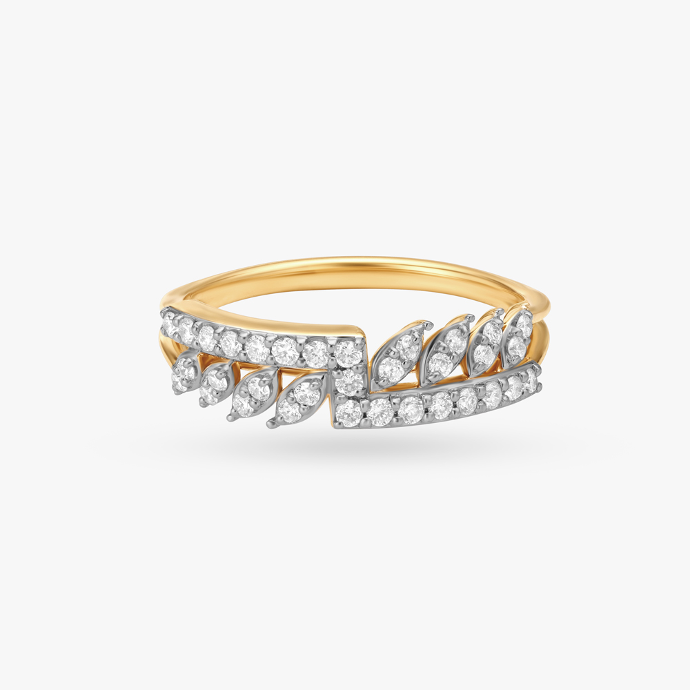 Scintillating Glamor Diamond Ring