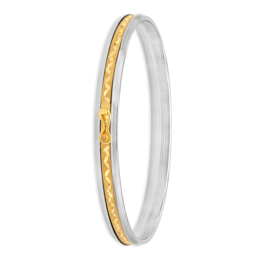 Enchanting Sublime Gold Bangle