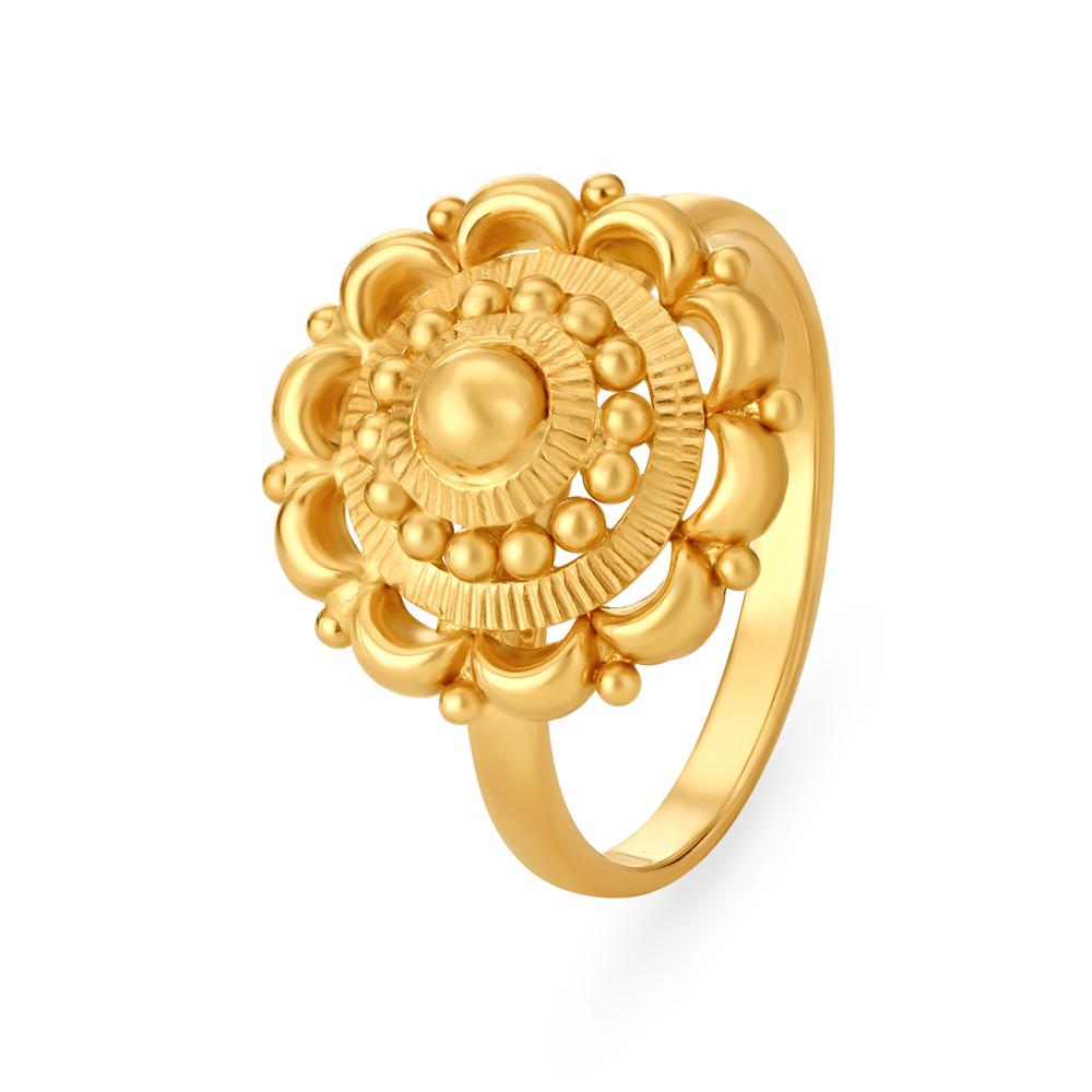 Glamorous Floral Gold Finger Ring