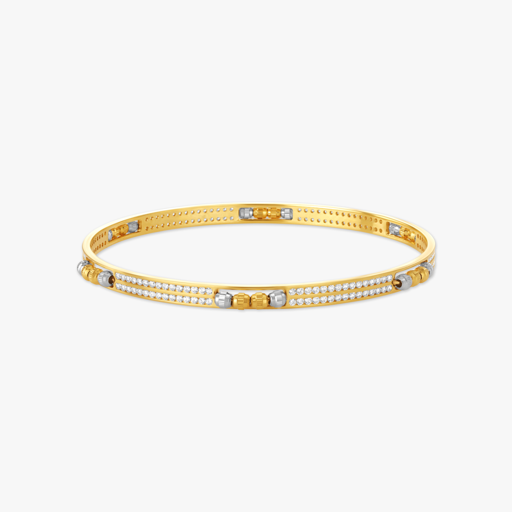 Bold Elegance Bangle