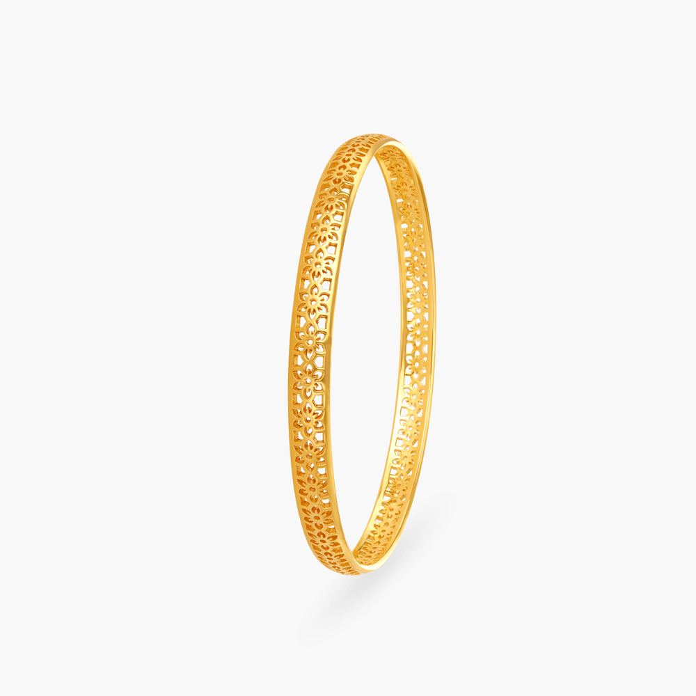 Fashionable Floral Bangle