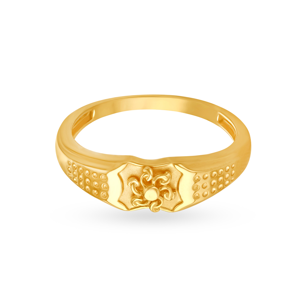 Lovely Floral Gold Ring