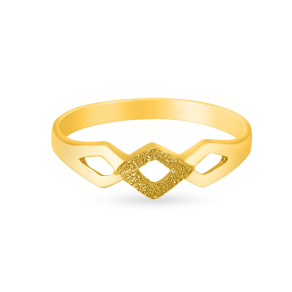 Gorgeous Geometric Gold Ring