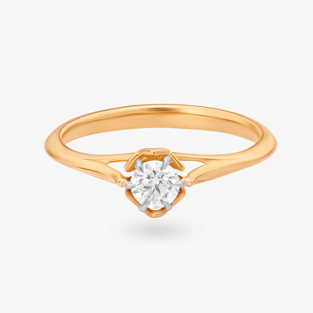 Classic Charming Solitaire Finger Ring