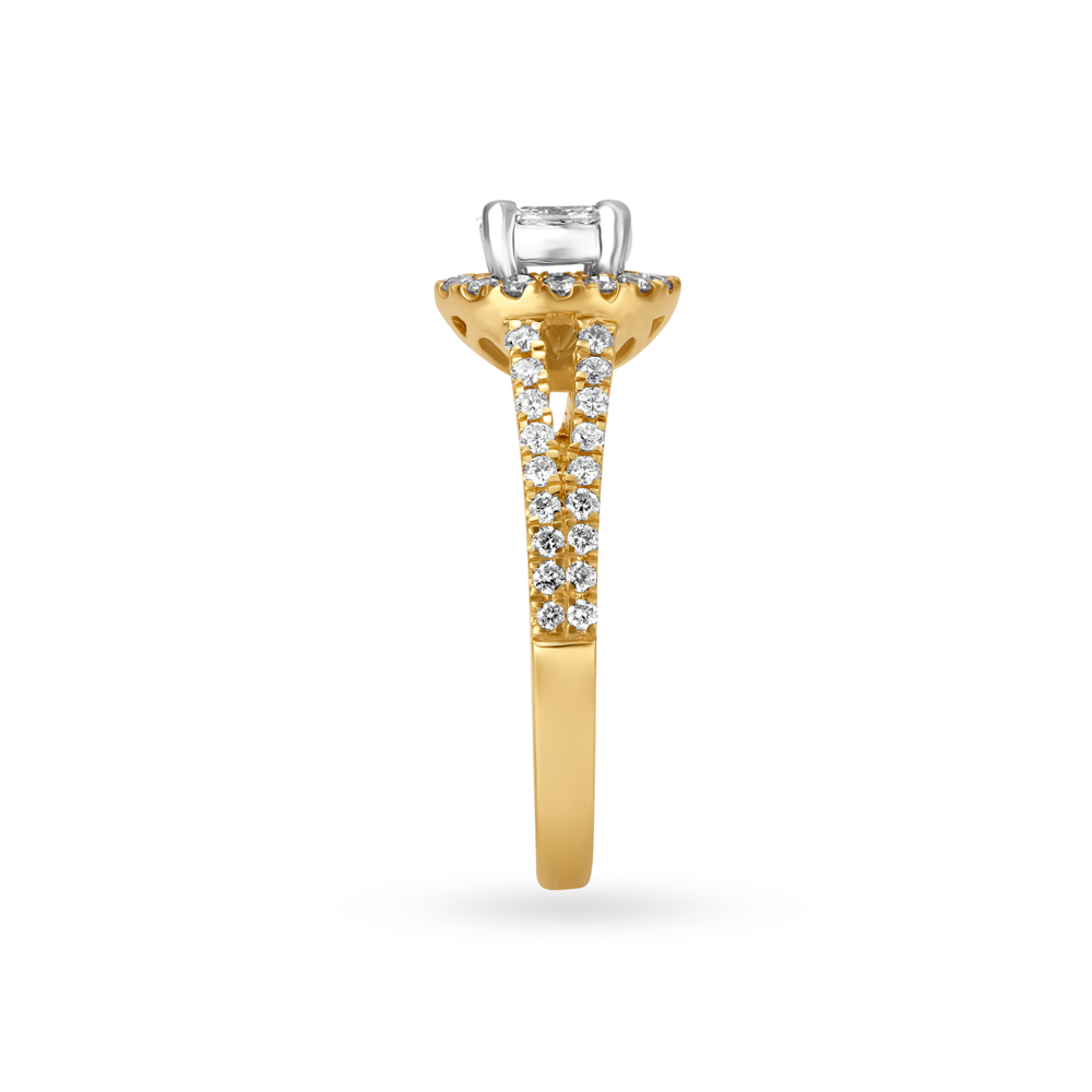 Alluring Diamond Finger Ring