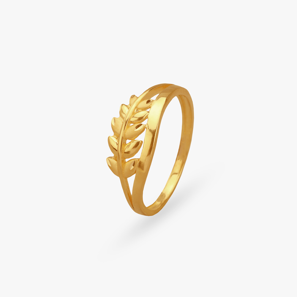 Gilded Foliage Gold Finger Ring