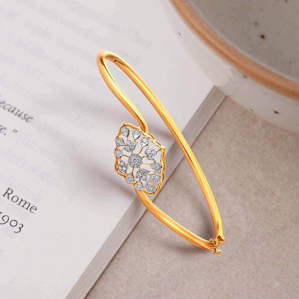 Charming Gold Bangle