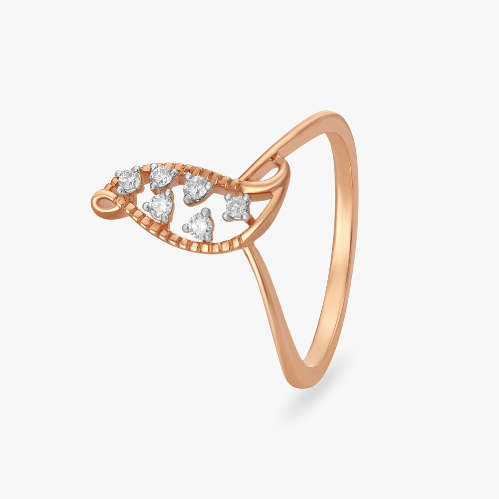 Verdant Splendor Diamond Leaf Finger Ring