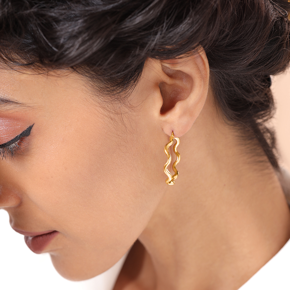 Wavy Elegance 18KT Gold Hoop Earrings