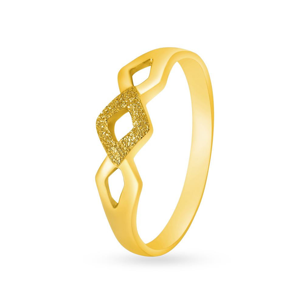 Gorgeous Geometric Gold Ring