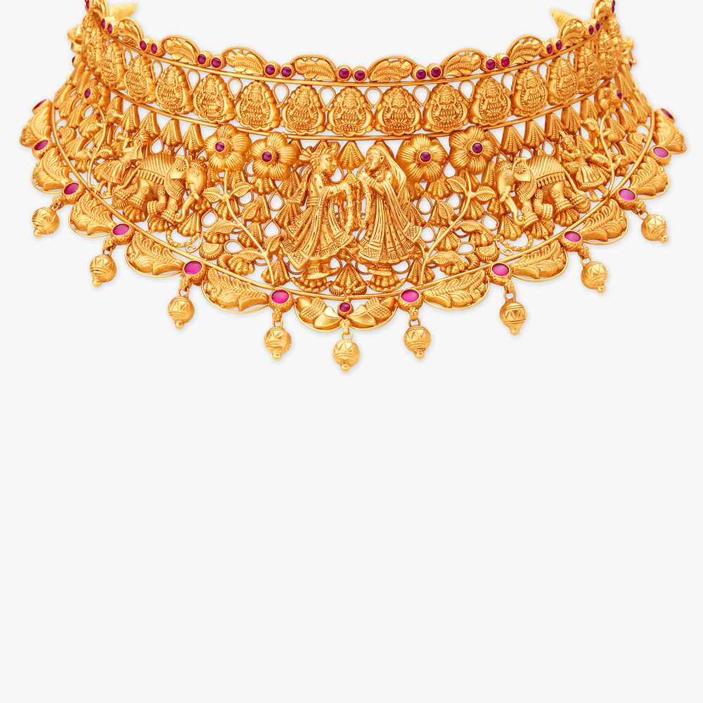 Luxurious Gold Necklace