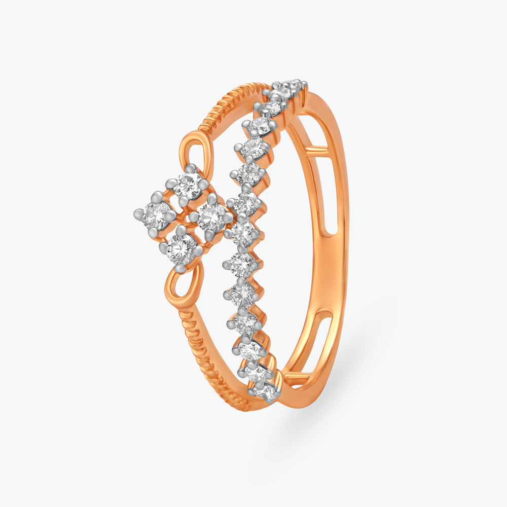 Lustrous Elegant Diamond Ring