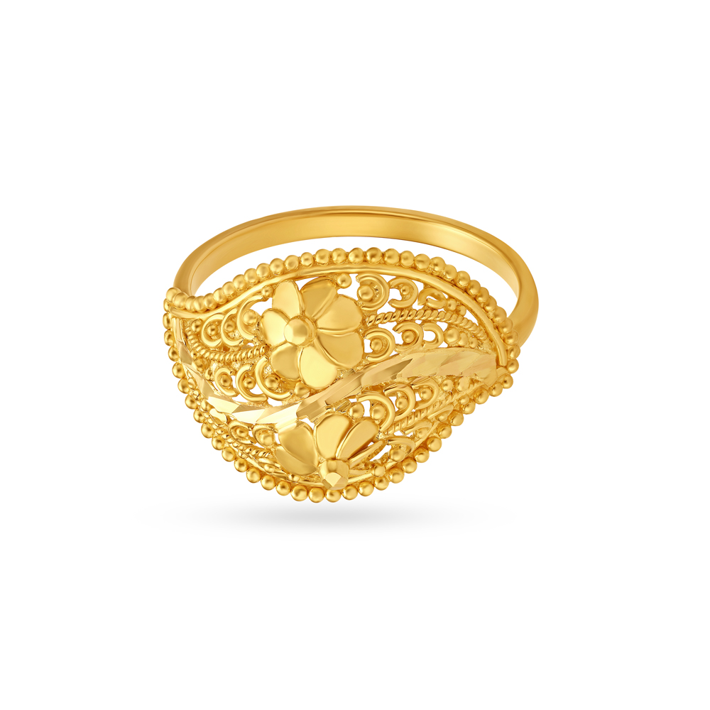Modern Filigree Gold Finger Ring