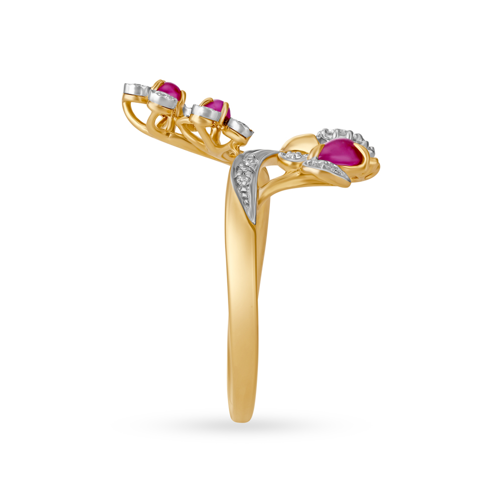 Exuberant Ruby and Diamond Finger Ring