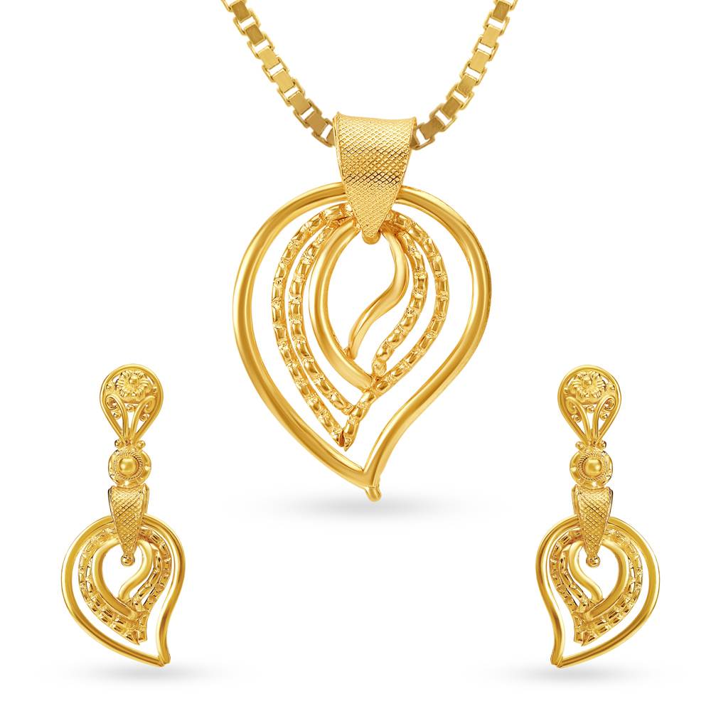 Stunning Gold Pendant and Earrings Set