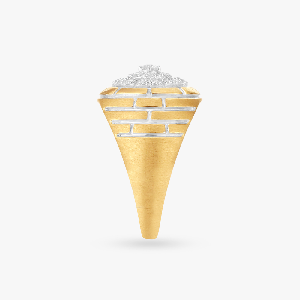 Majestic Marvel Diamond Finger Ring