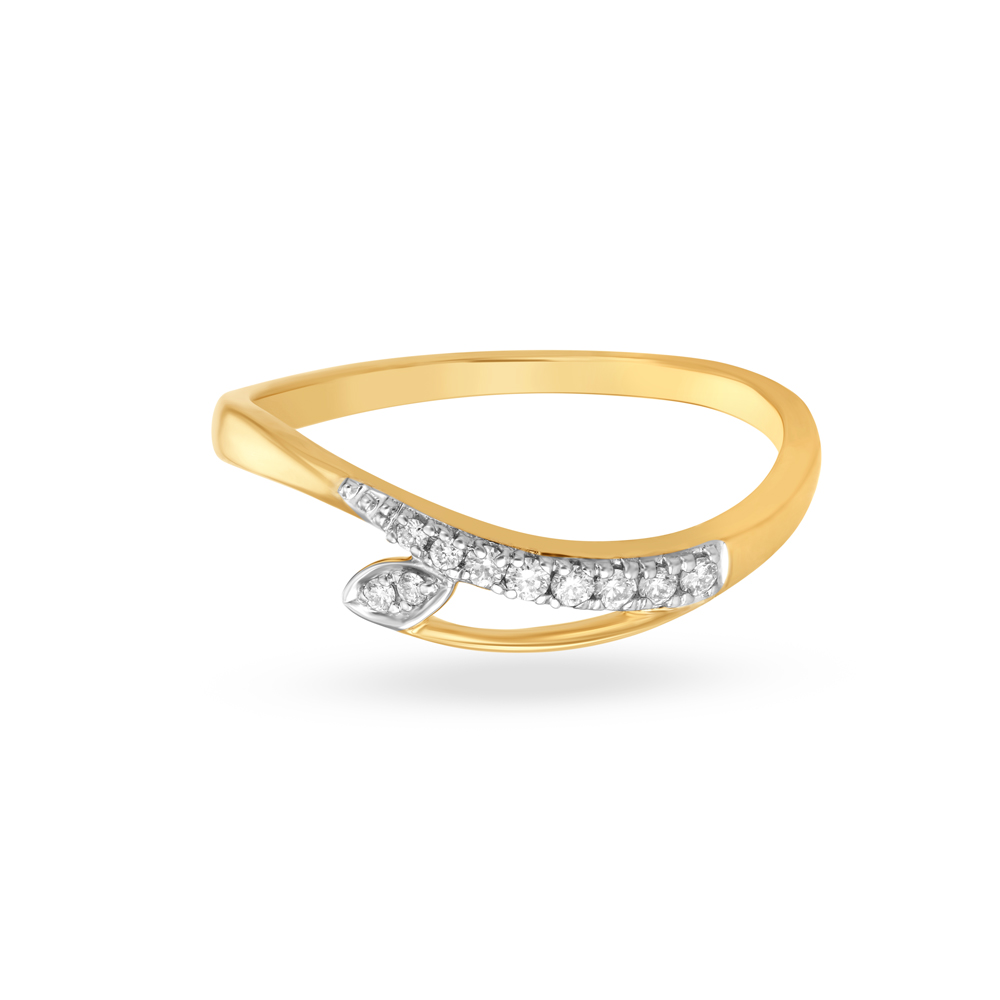 Stunning Diamond Finger Ring