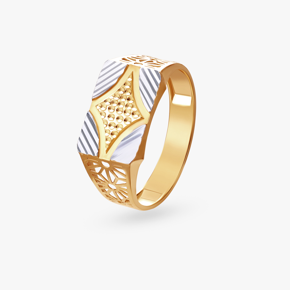 Intricate Elegance Gold Finger Ring for Men