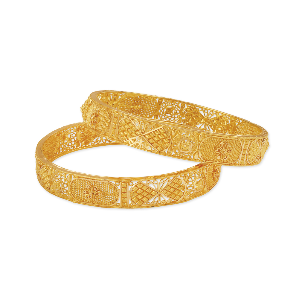 Traditional 22 Karat Yellow Gold Filigree Bangle