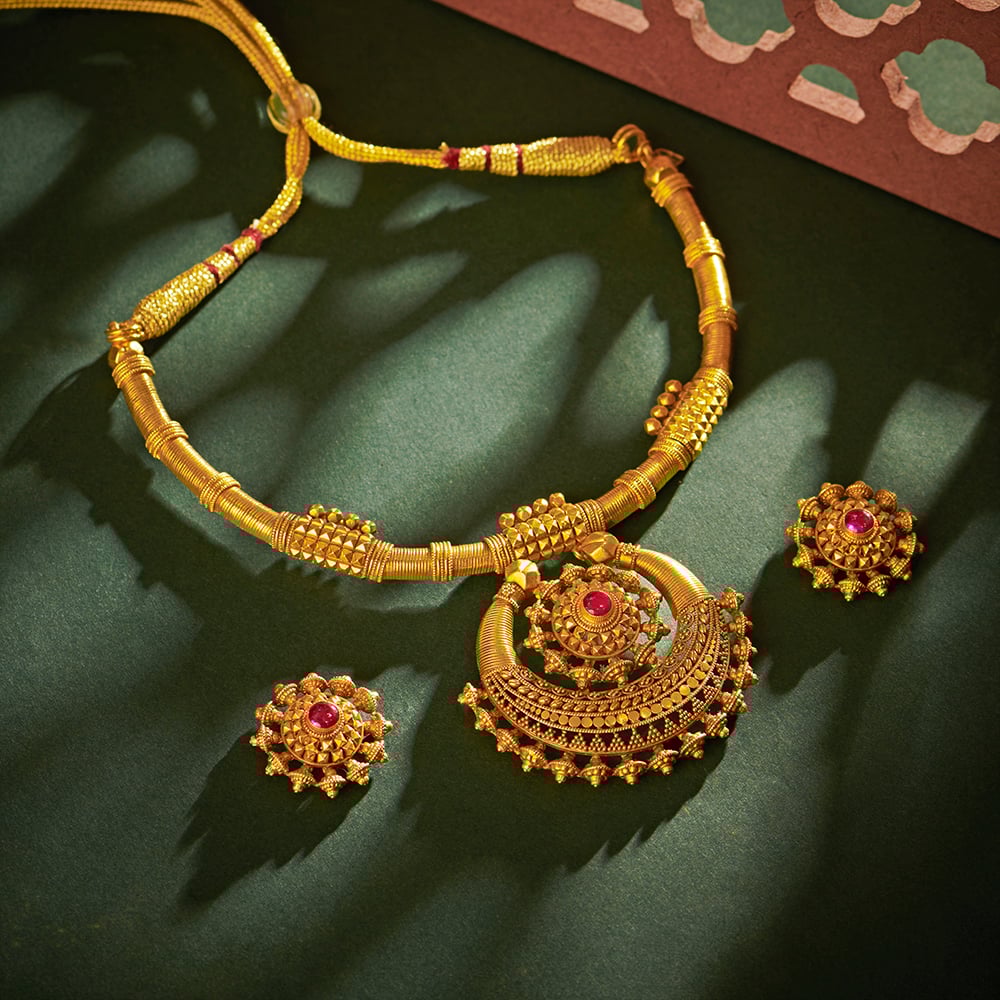 Tanishq Gold Necklace Collection With Price