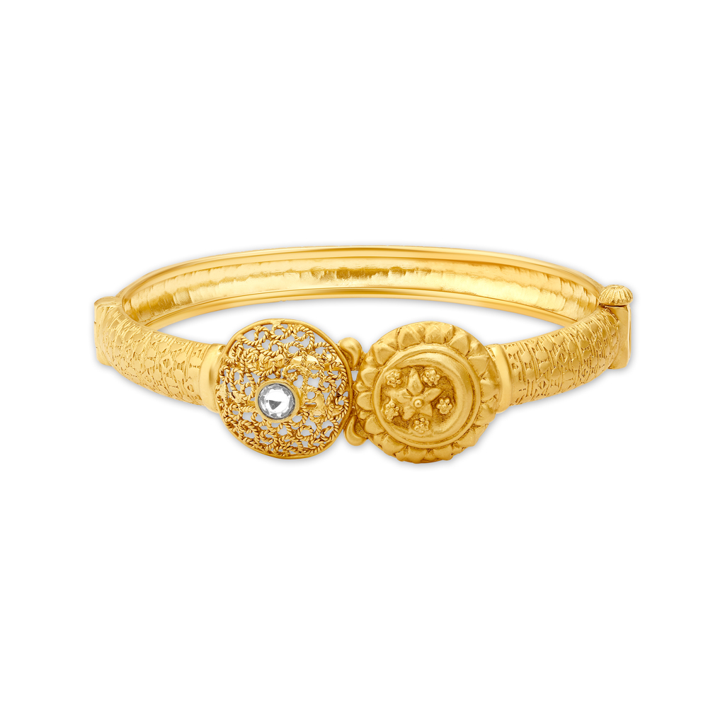 Charming Kada Style Bangle