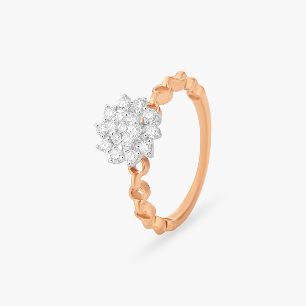 Shimmering Floral Diamond Finger Ring