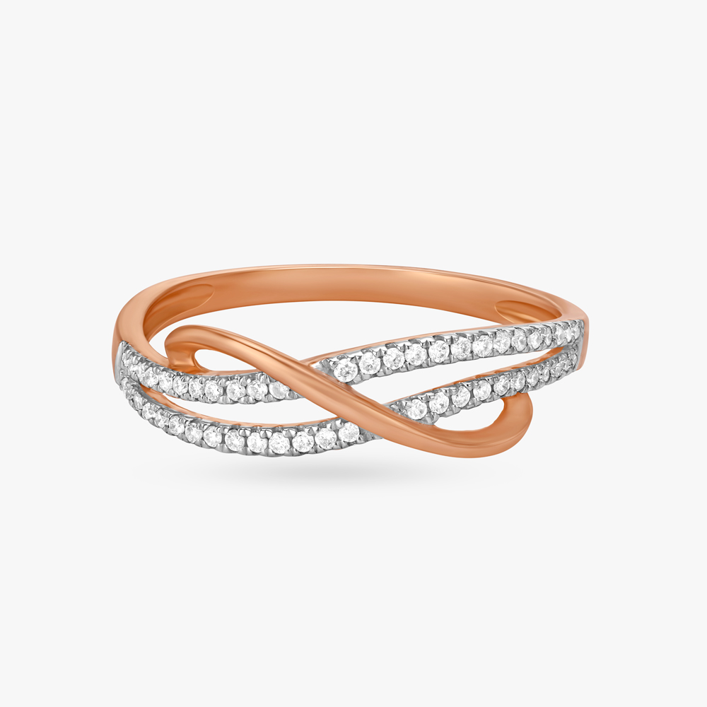 Splendid Crossover Diamond Ring