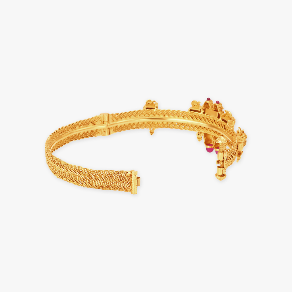 Traditional Elephant Motif Gold Bangle