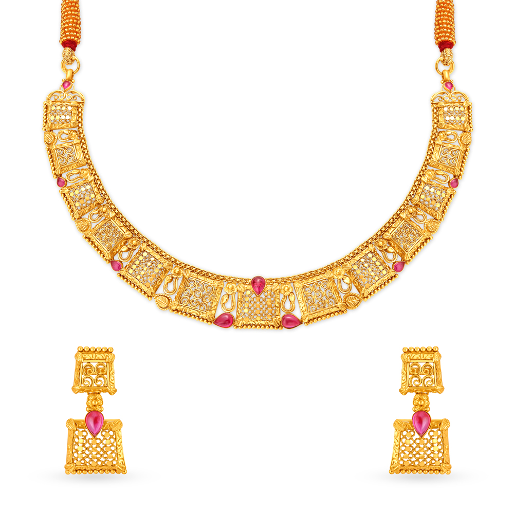 Carved Square Pieces Gold Necklace Set
