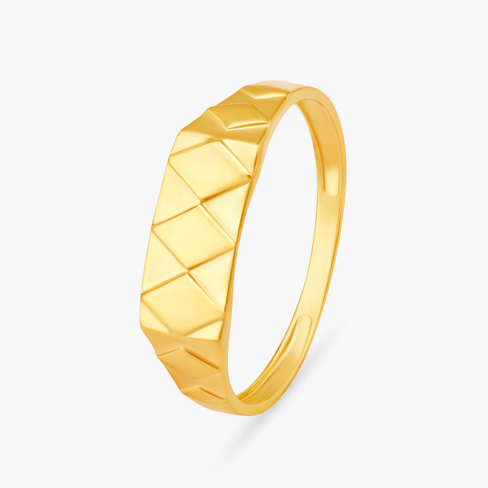 Mesmerizingly Fancy Gold Ring for Men