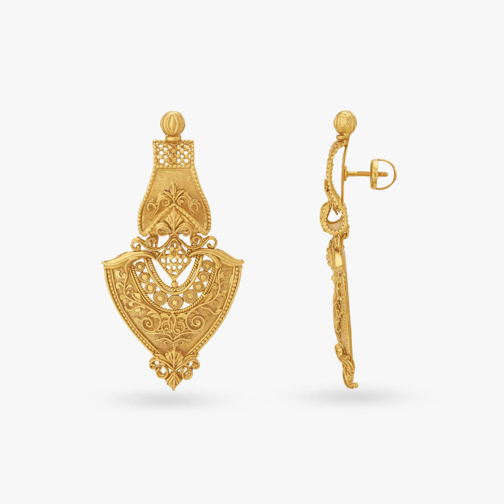 Heirloom Necklace Set With Dori Powai