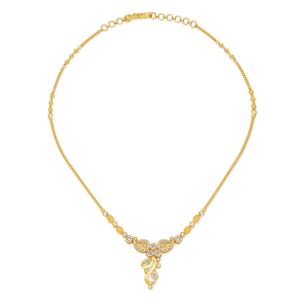 Elaborate Pendant with Chain and Earrings Set with Un-cut Diamonds