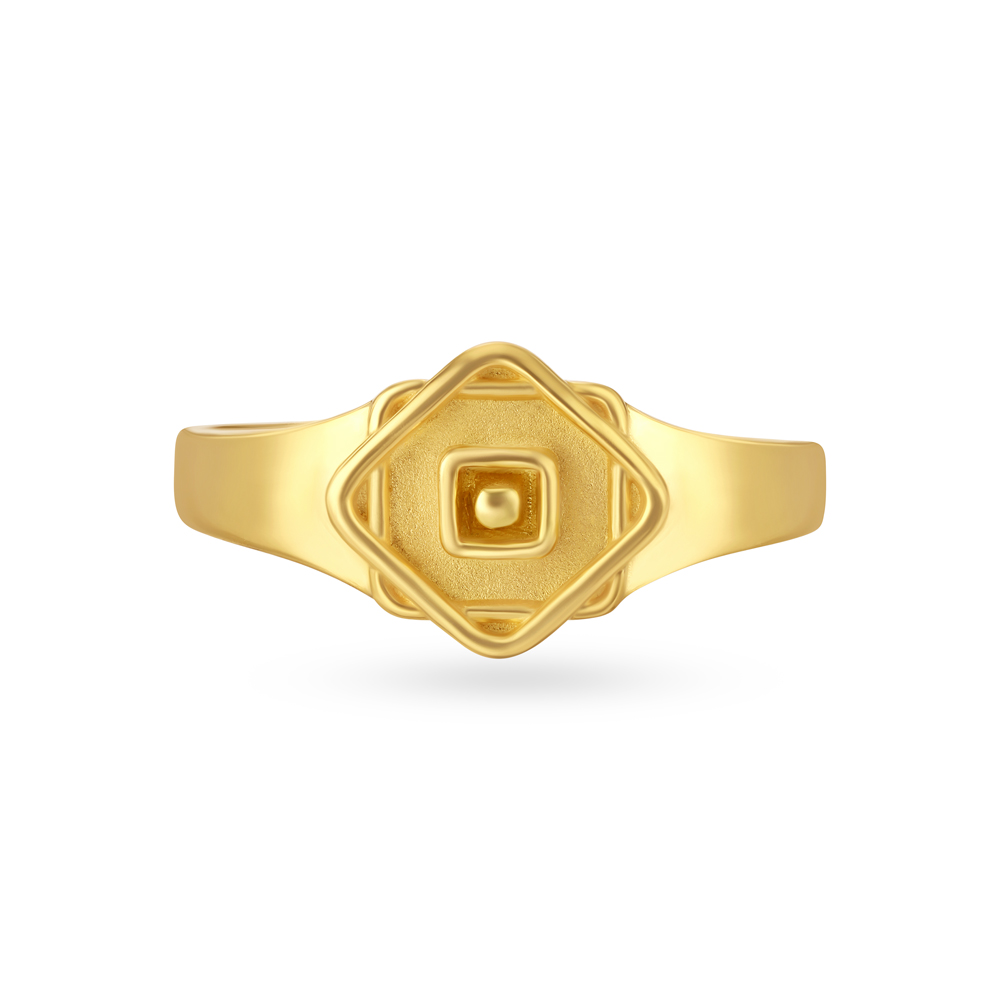 Understated Classy Gold Ring