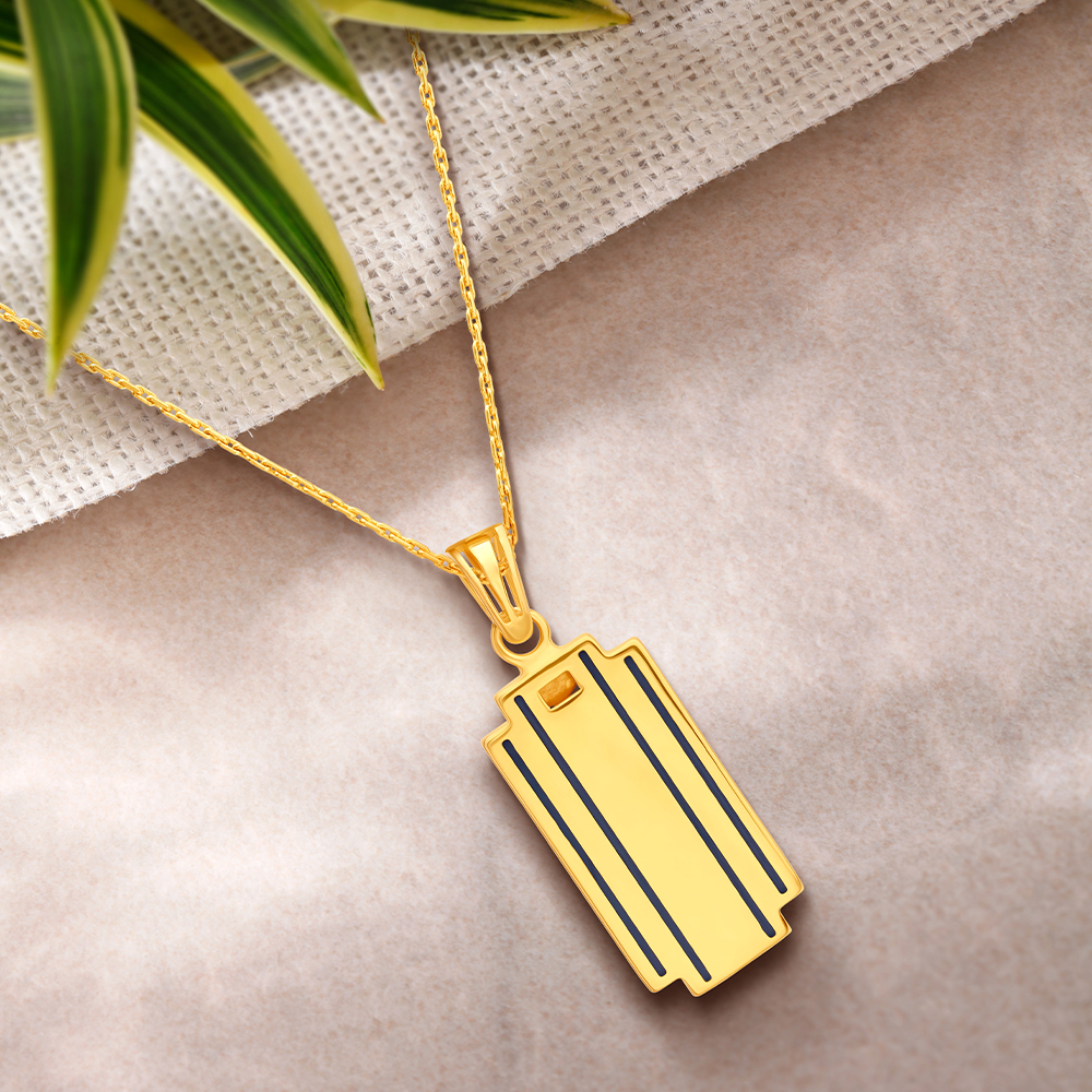 Dashing Men's Laser Cut Pendant