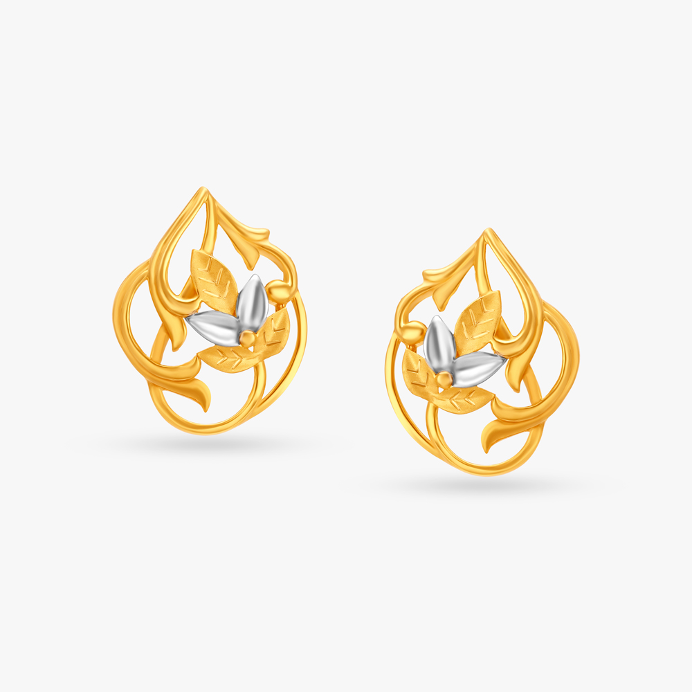 Charming Leafy Stud Earrings