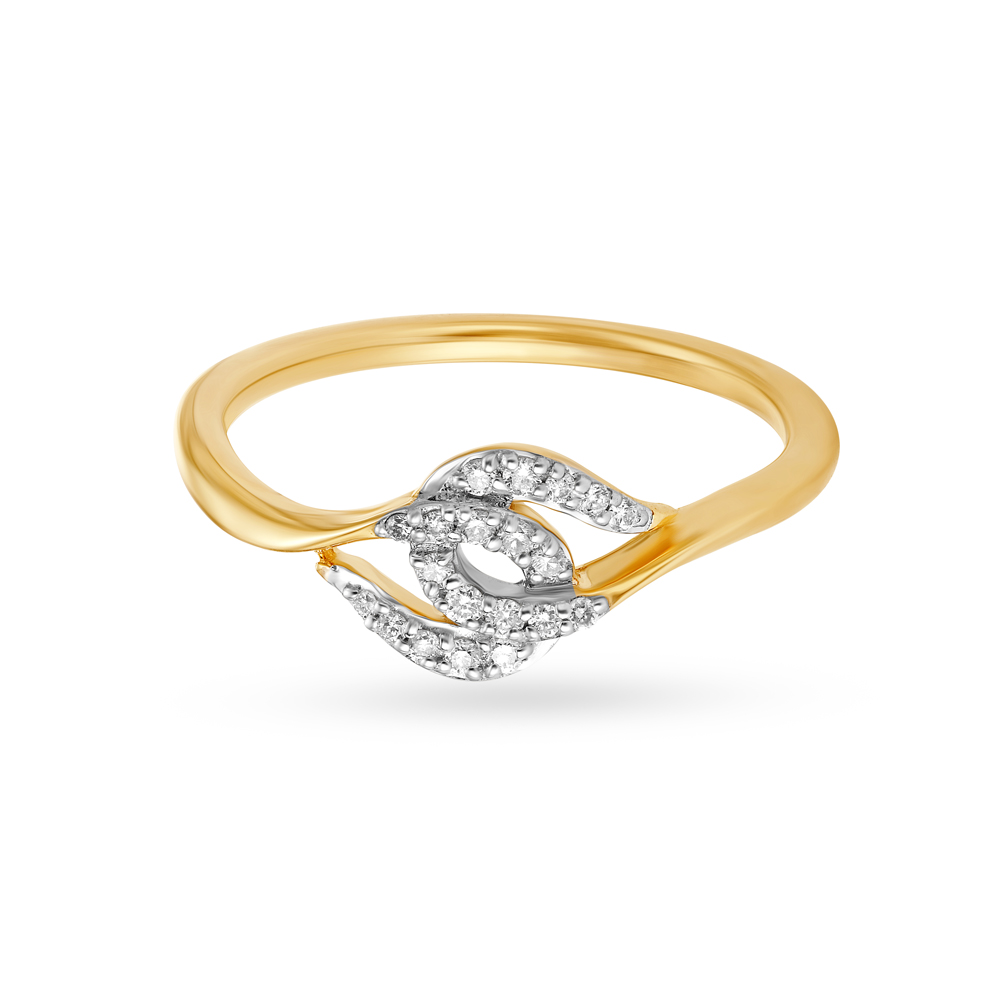 Pristine Crossover Diamond Finger Ring