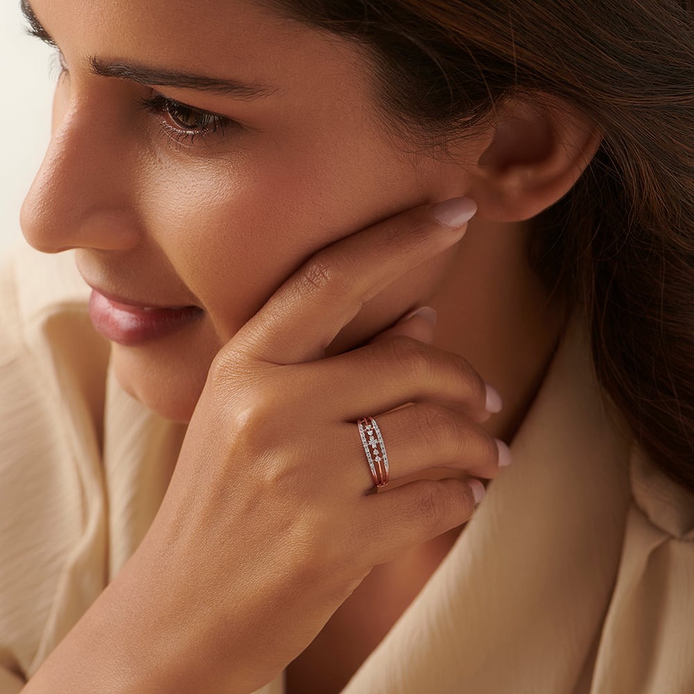 Dazzling Tiered Diamond Ring