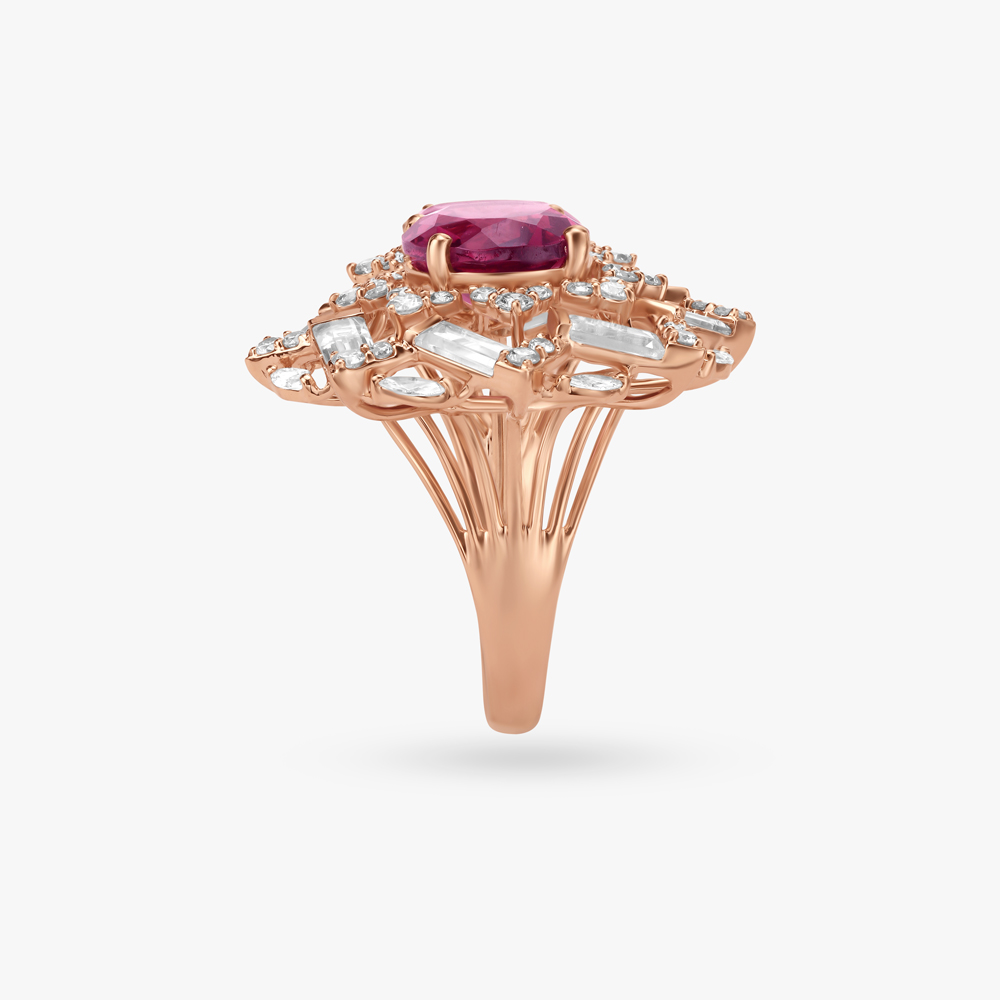 A Striking Arch Ring