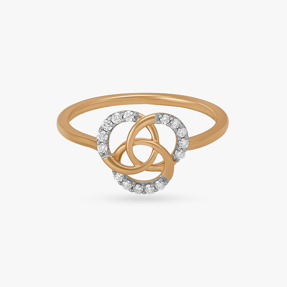 Glinting Circles Diamond Ring