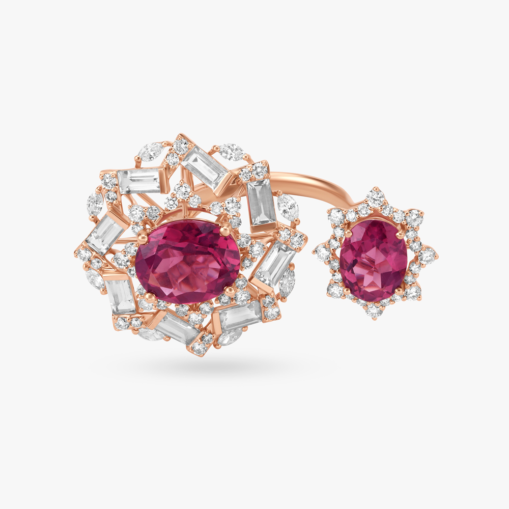 A Striking Arch Ring