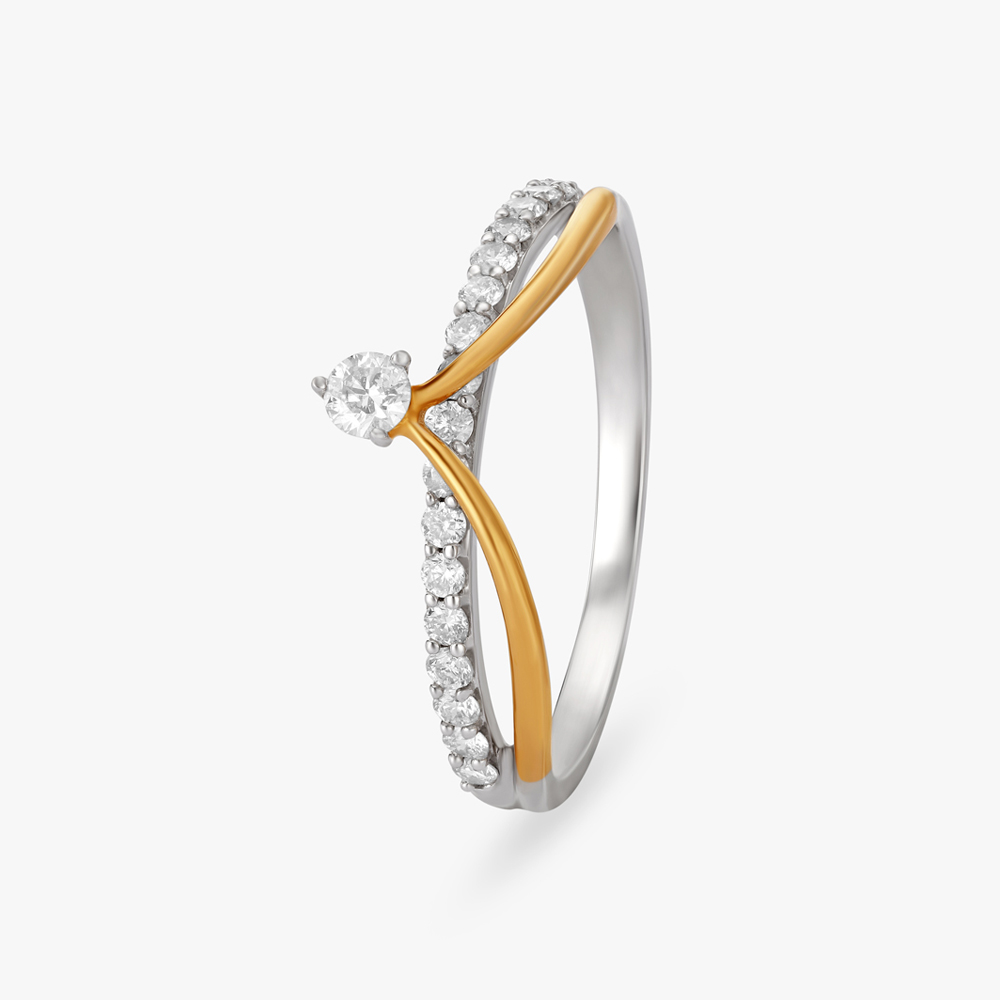 Versatile Diamond Finger Ring