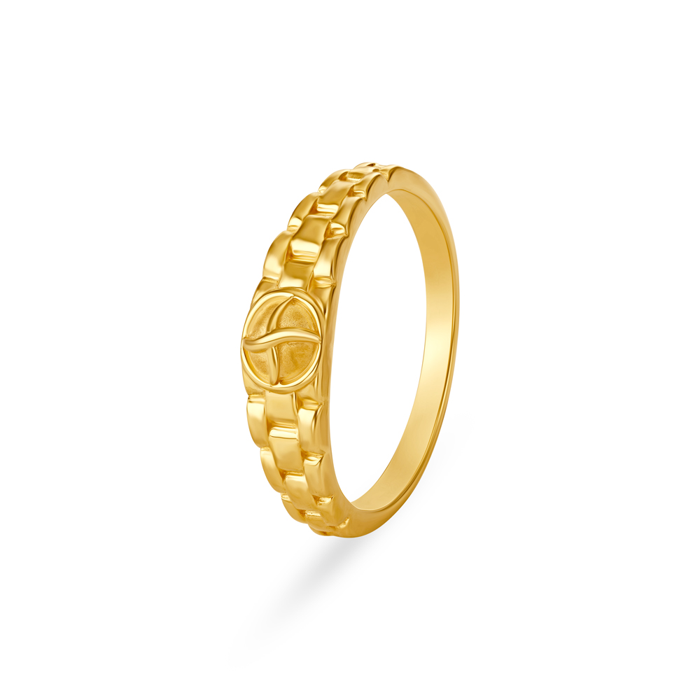 Charming Glamorous Gold Ring