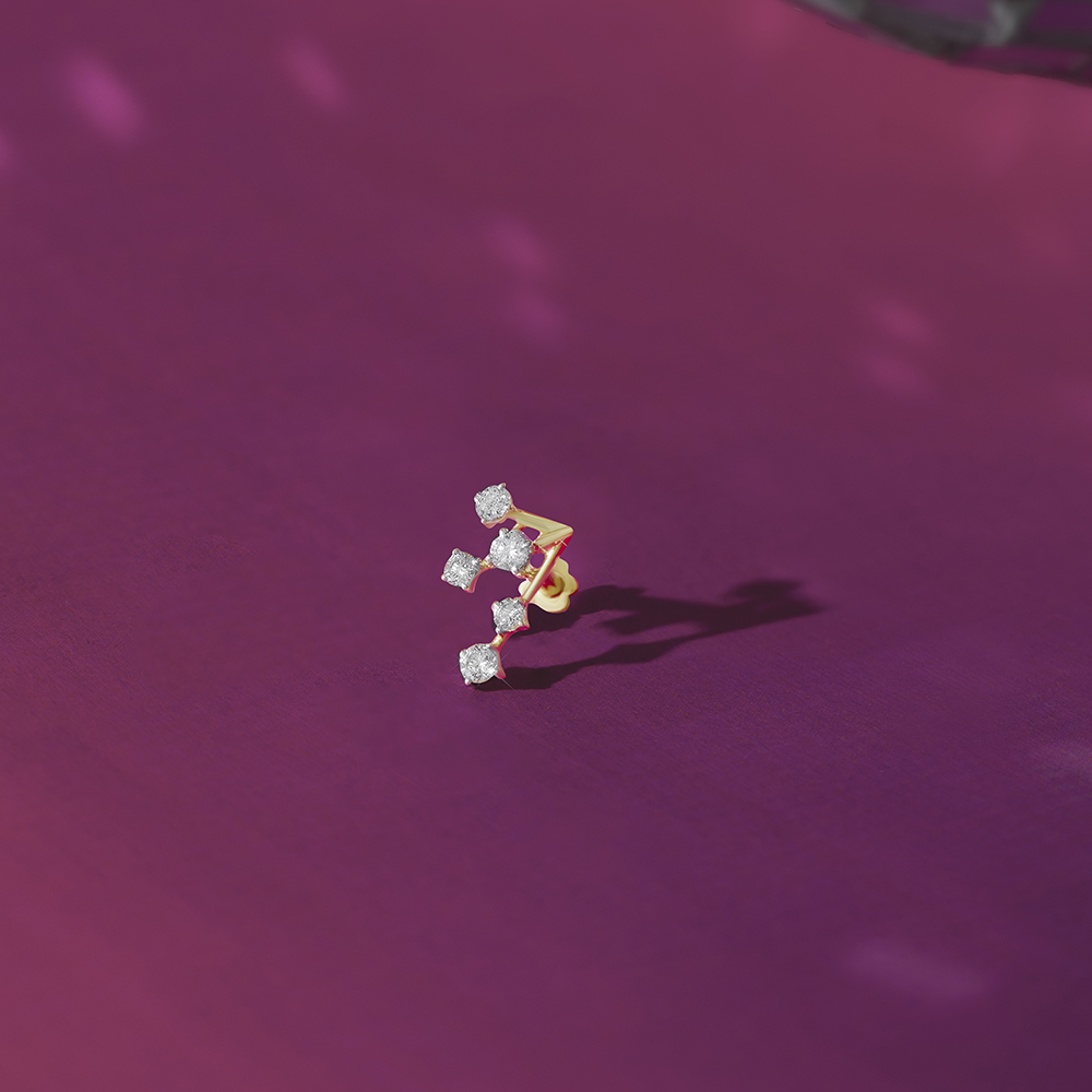 Dancing Beam Gold & Diamond Nose Pin